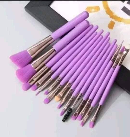 Set de 20 brochas – Glamour y Variedades